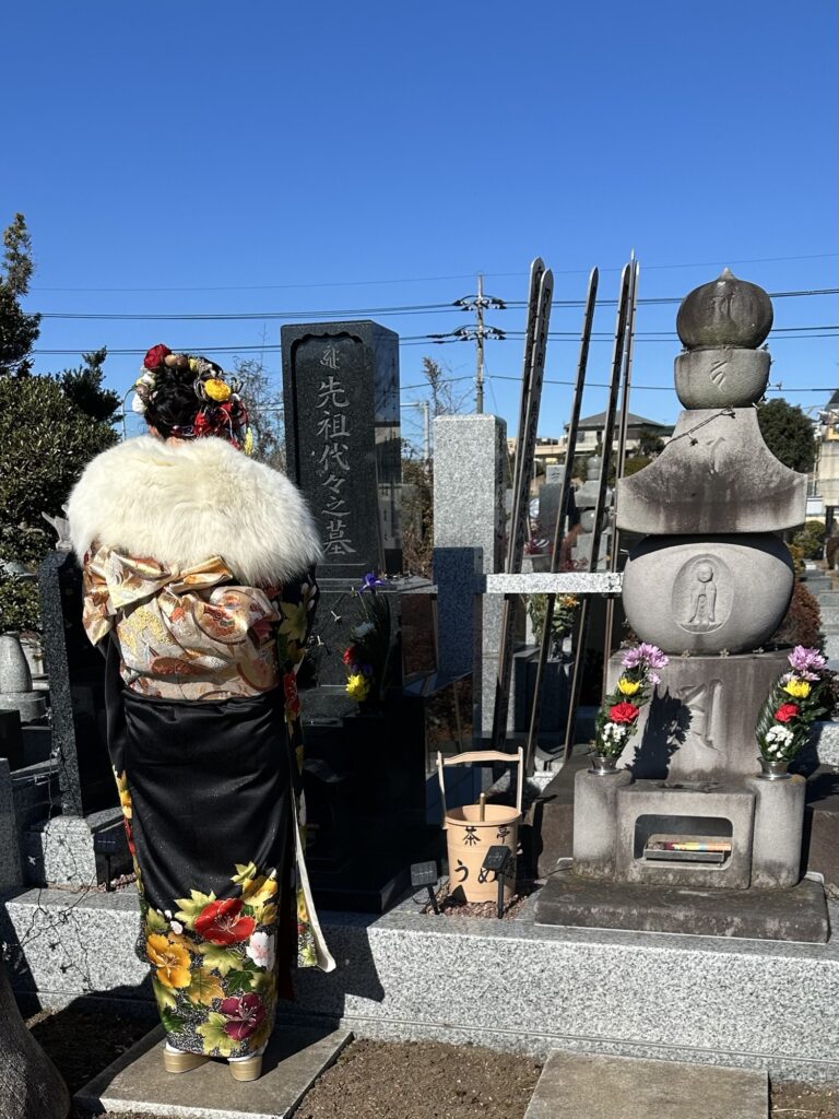 お墓参りはコミュニケーションツール